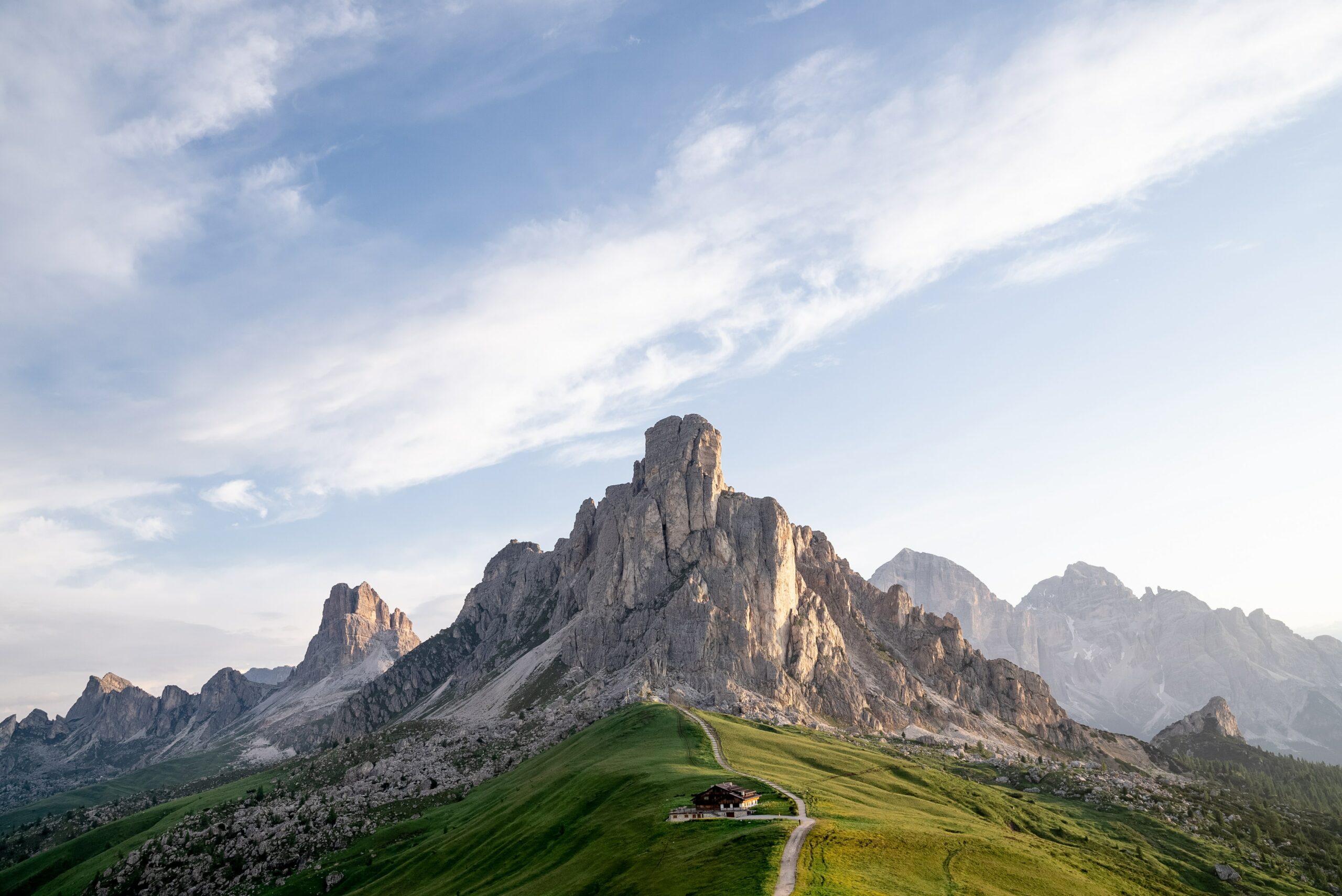 Descubra a beleza natural das Dolomitas na Itália - Scuola Azzurra